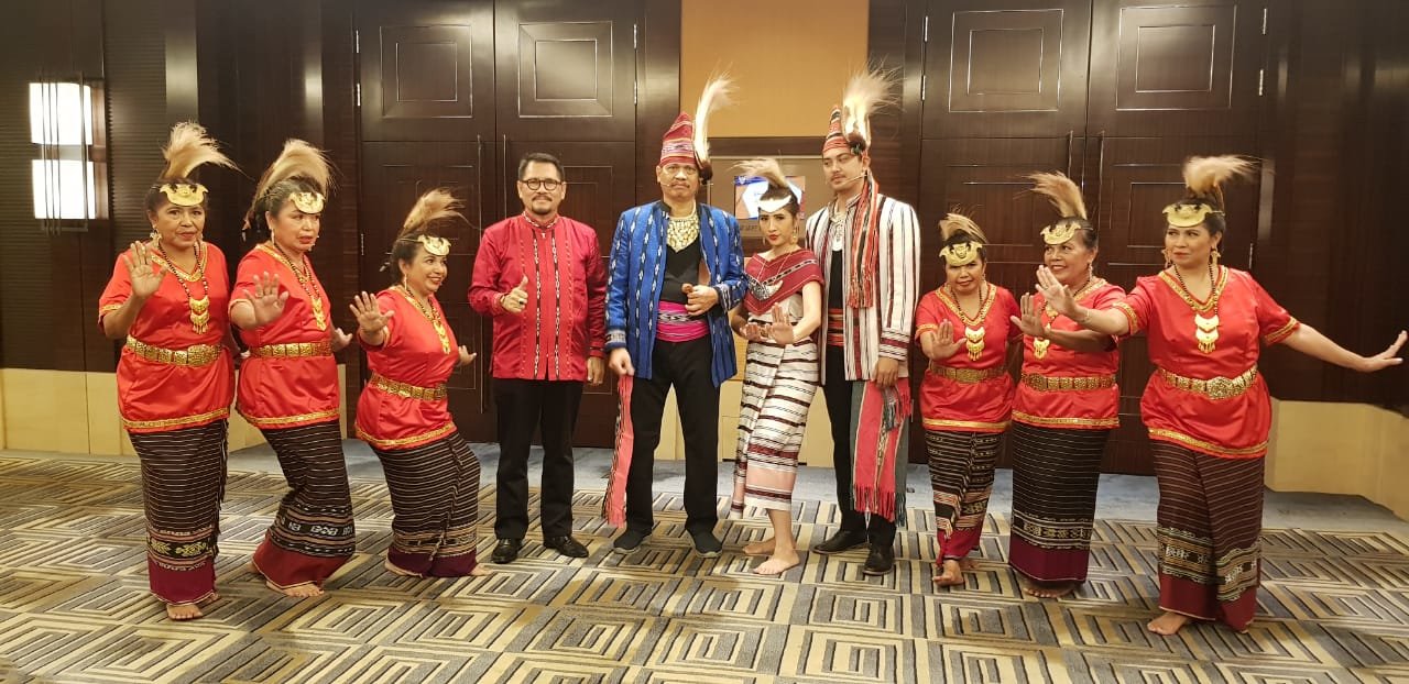 Tari dan Lagu khas Tanimbar "ORYELALELA" Bergemuruh di Ball Room Four ...