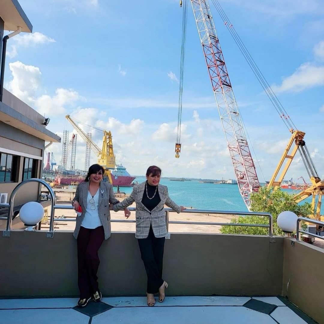 Kunci Sukses Berbisnis ala Maya Miranda Ambarsari: Work With Love