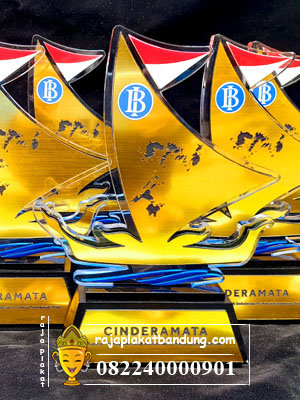 Plakat Akrilik Berkualitas langsung pengrajin 082240000901