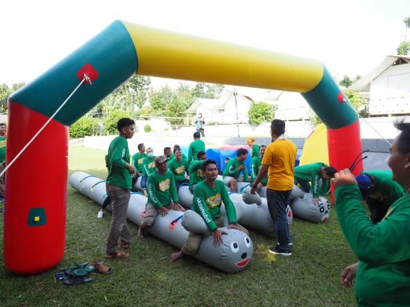 Fun Games Outbound Inflatable 2024...Anti Mainstream