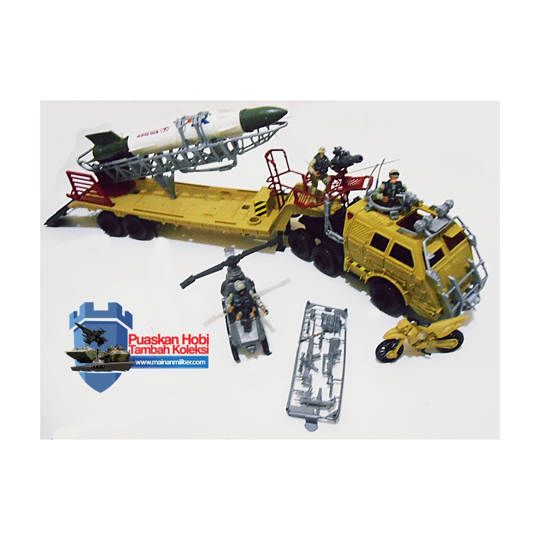 Miniatur Tentara Perang Dengan Truk Peluncur Roket Skala 1:18
